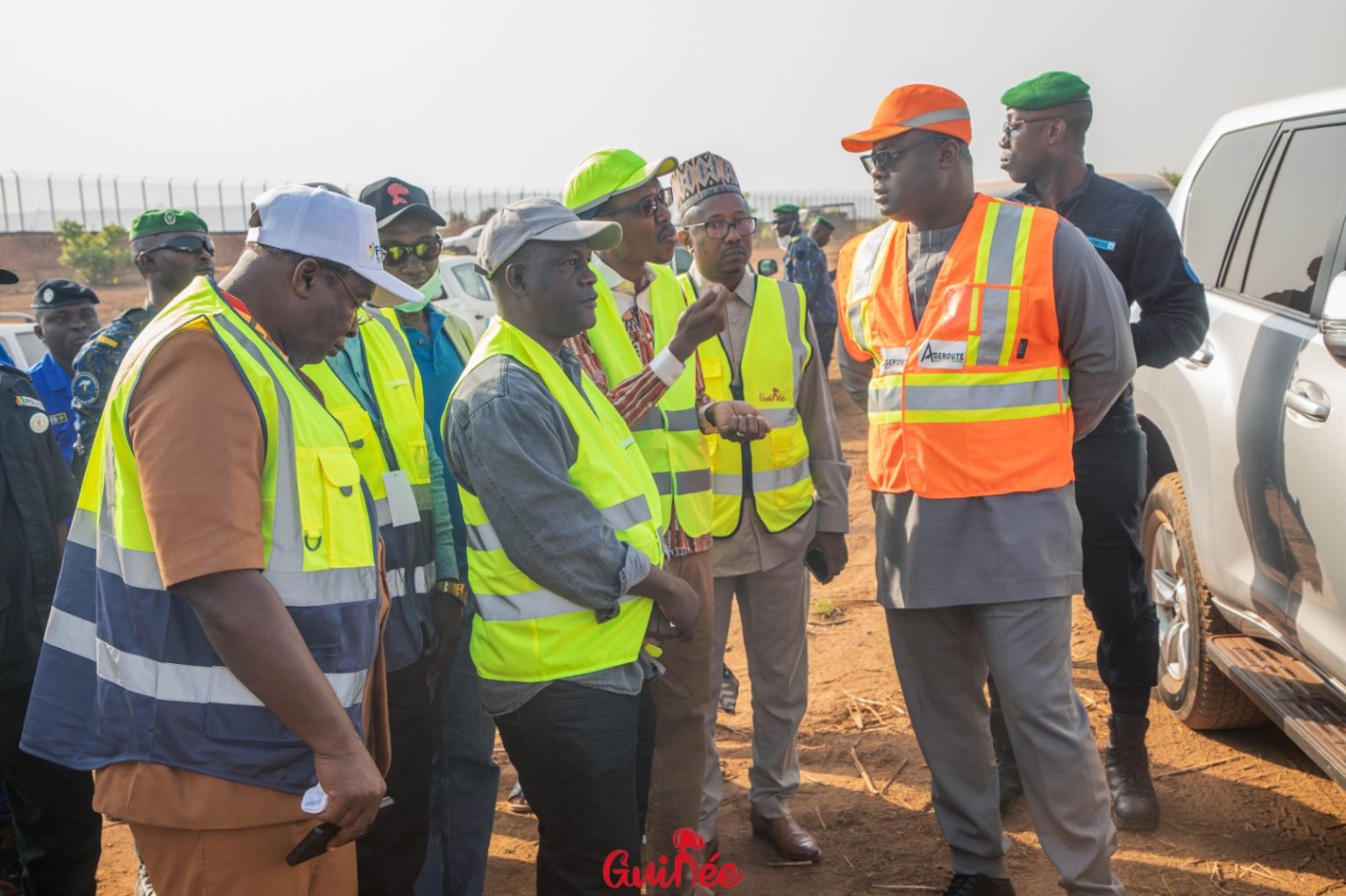 Visite du chantier de la route Boké-Quebo (Guinée Bissau) – GOUV
